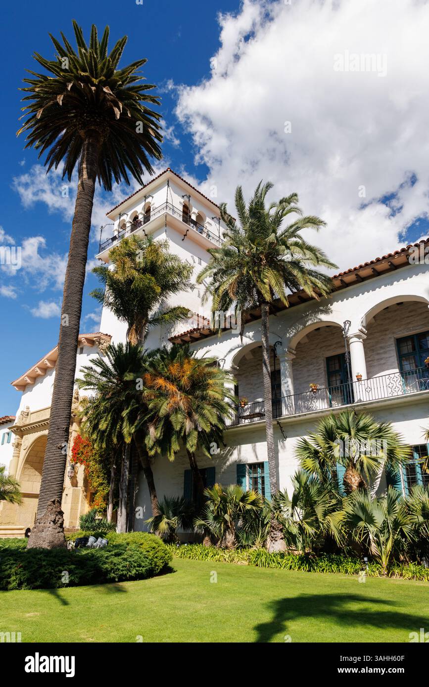 Historic Santa Barbara Courthouse with Spanish Colonial Revival ...