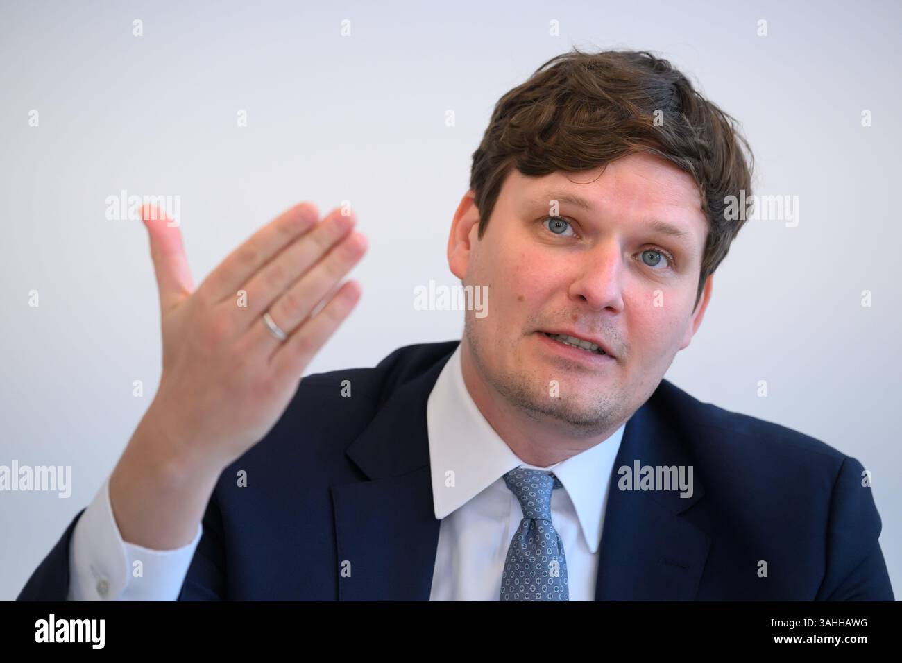 Freiberg, Germany. 08th Apr, 2025. Conrad Clemens (CDU), Minister of ...