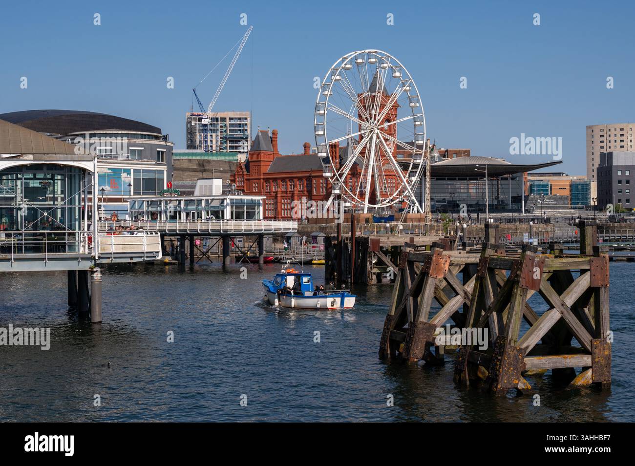 Cardiff Bay waterfront on a sunny spring afternoon Stock Photo - Alamy