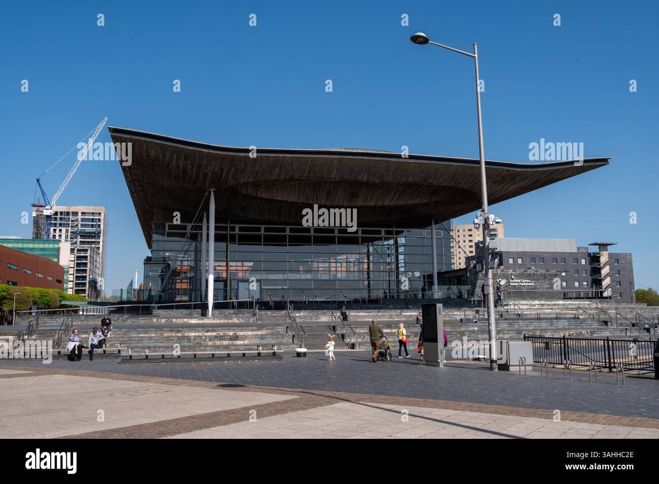 The Senedd, Cardiff Bay on a sunny spring afternoon Stock Photo - Alamy