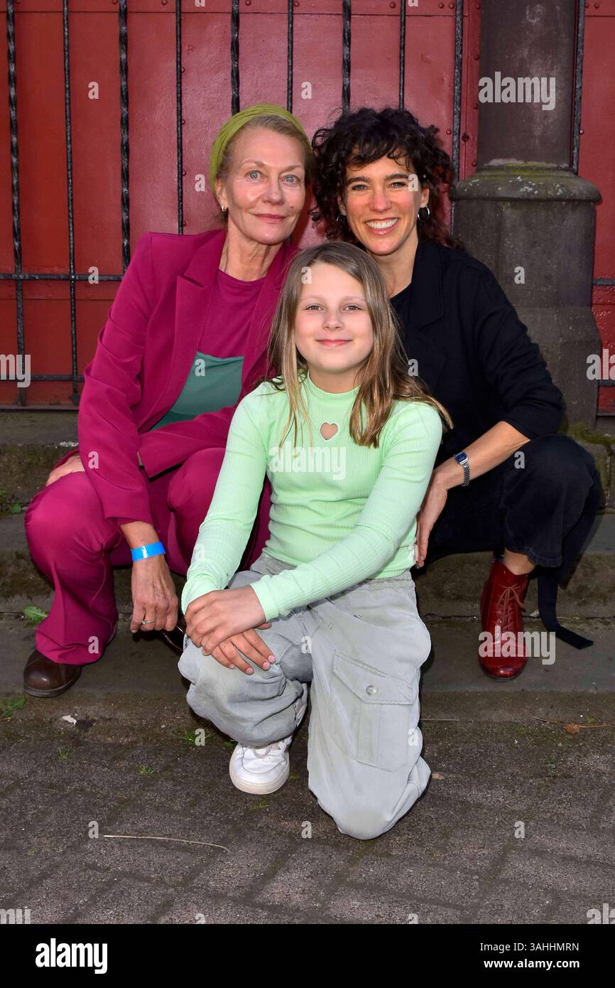 Karen Boehne, Jutta Dolle, Marla Fee Lux Schauspielerinnen beim ARD Fototermin zur 4.Staffel der ...
