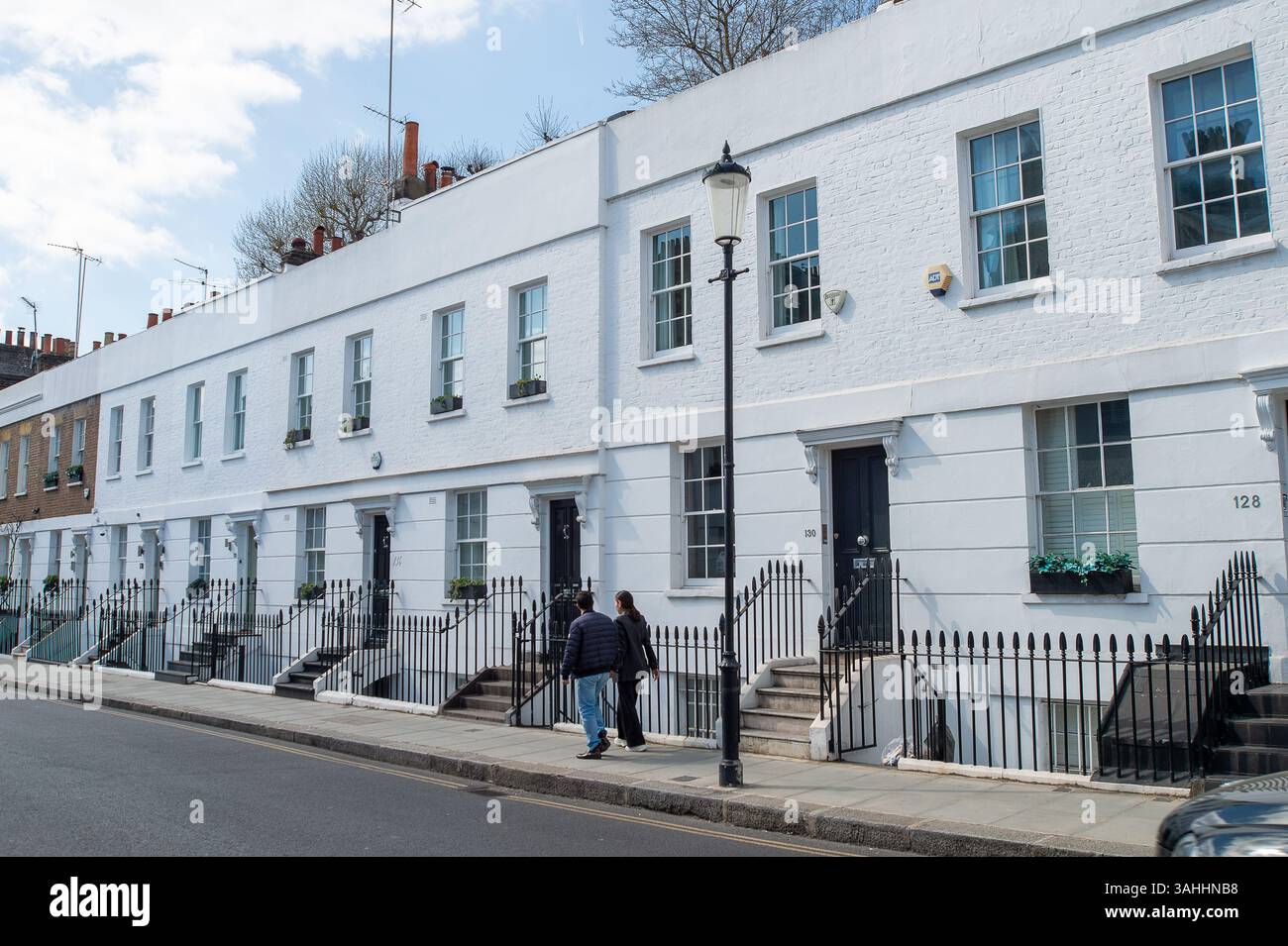 London, UK. 9th April, 2025. Terraced houses in the affluent Royal ...