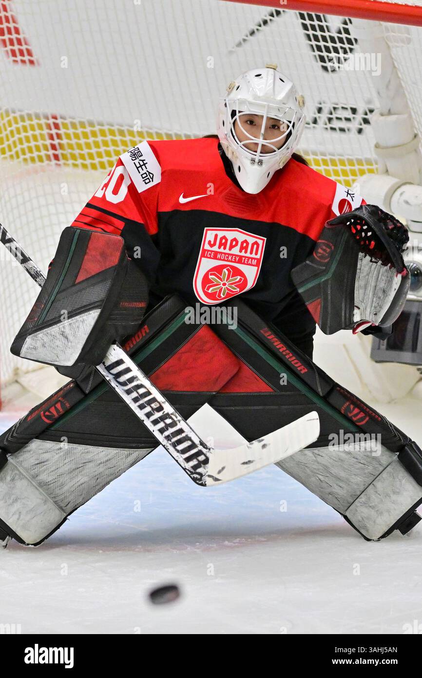 Budweis, Czech Republic. 10th Apr, 2025. Goalkeeper Miyuu Masuhara (JPN ...