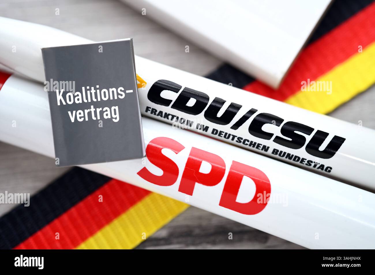 Ballpoint pen of cdu csu and spd on german flag hi-res stock ...
