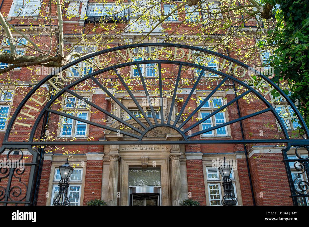 Chelsea, London, UK. 9th April, 2025. The Royal Marsden Hospital in the ...