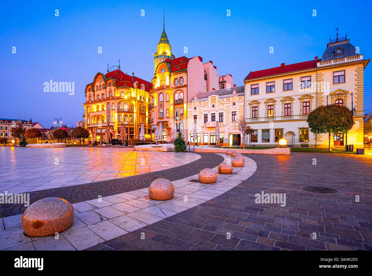 Oradea, Romania: Panoramic view of Union Square with The Black Eagle building, the most ...