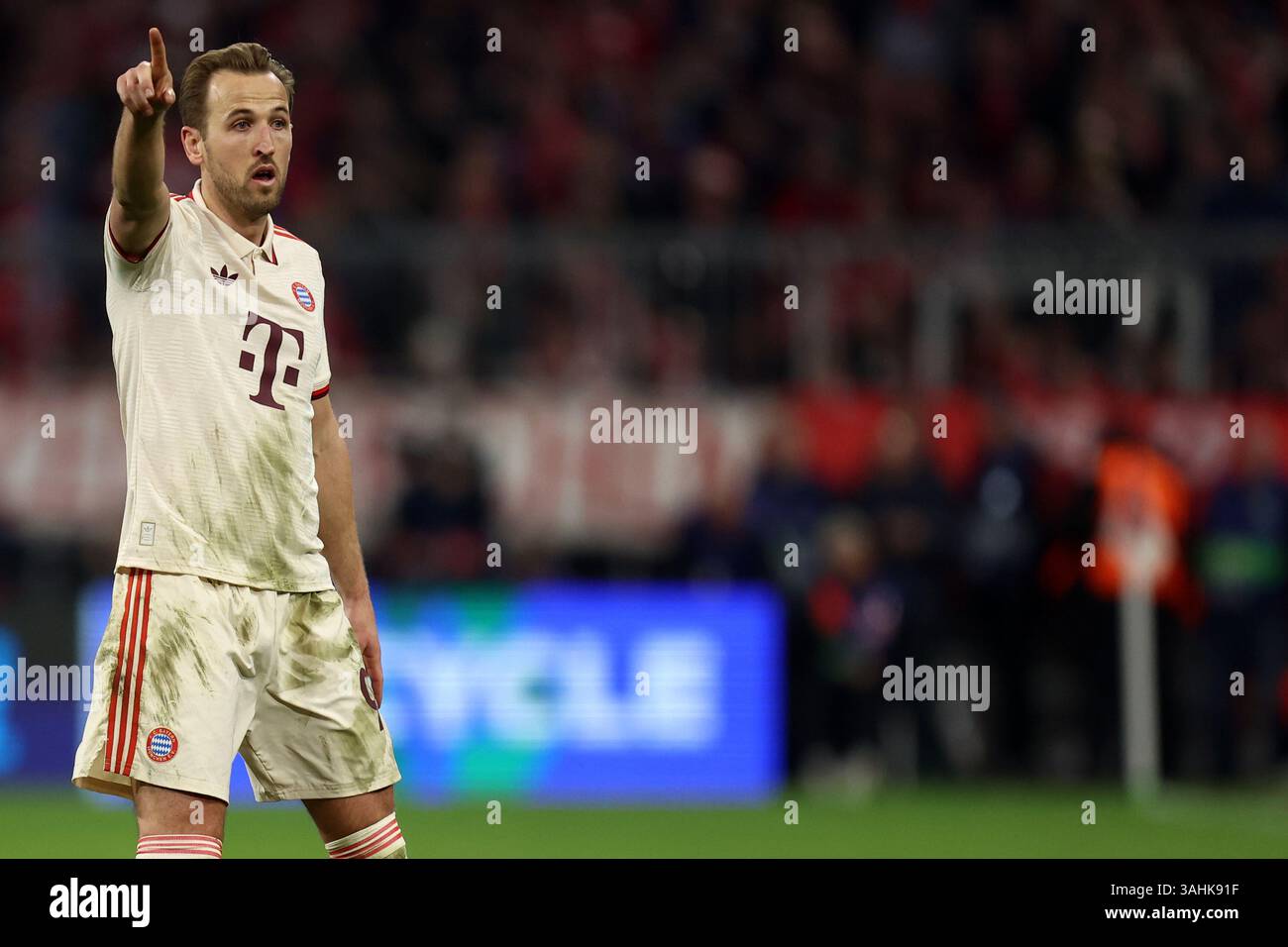 Fc bayern münchen kane hi-res stock photography and images - Alamy