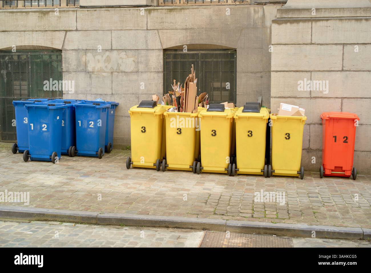 Bins street brussels hi-res stock photography and images - Alamy