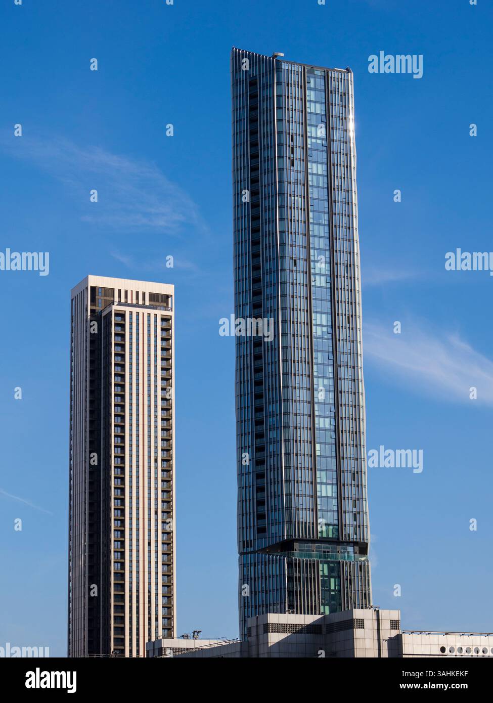 One Thames Quay, (Left), Armoury Tower, (Right), Marsh Wall, Docklands ...