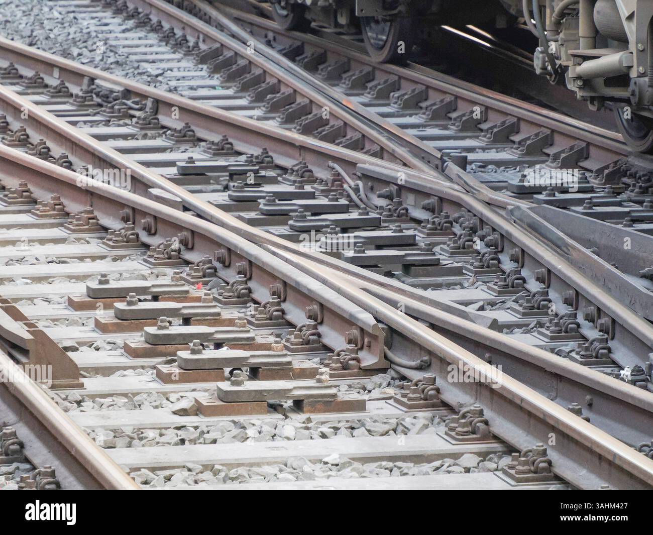 Amsterdam central train station tracks public Stock Photo - Alamy