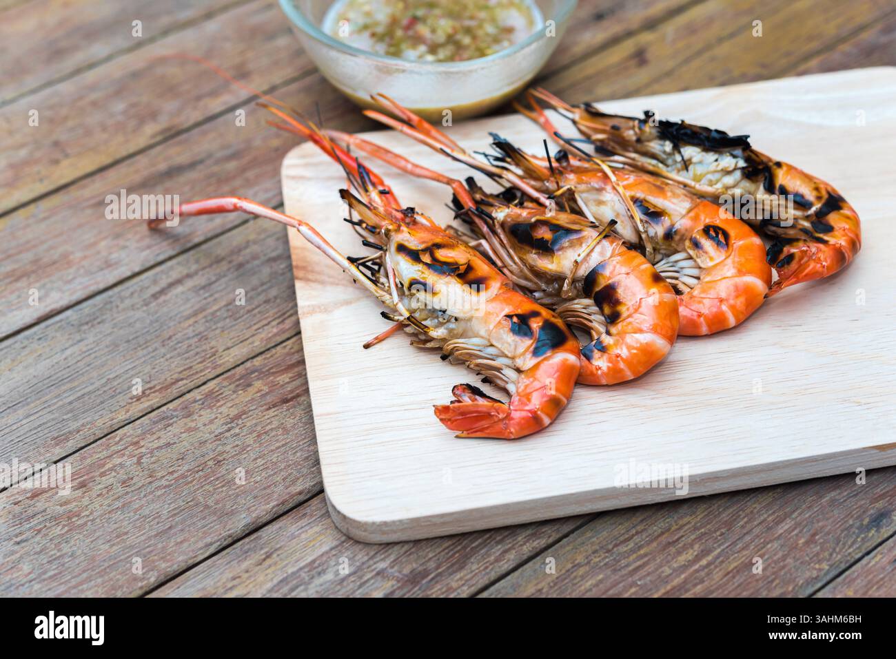 Grilled shrimp (Giant freshwater prawn) grilling with charcoal premium ...