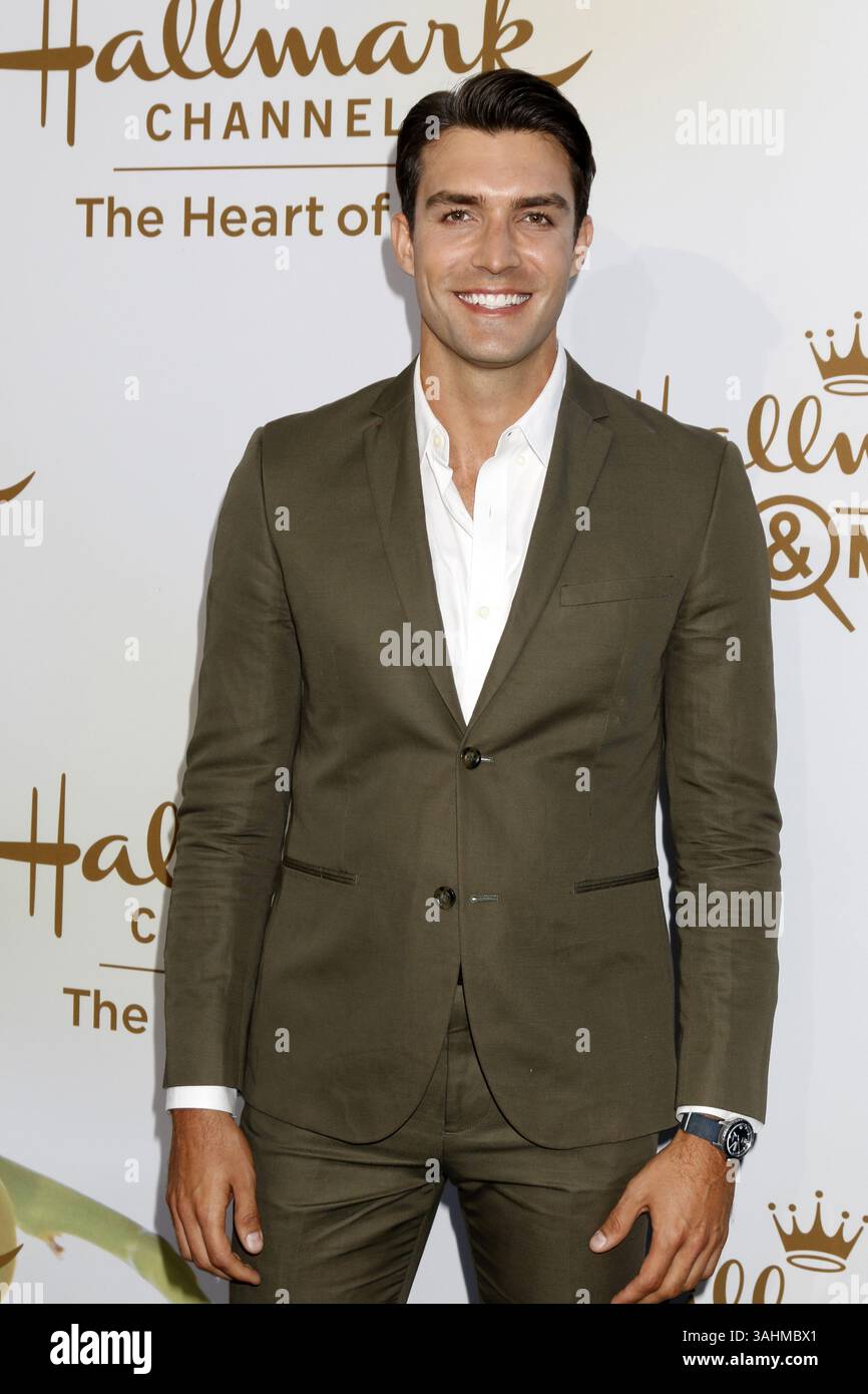 July 27, 2017 - Beverly Hills, CA, USA - LOS ANGELES - JUL 27: Peter ...