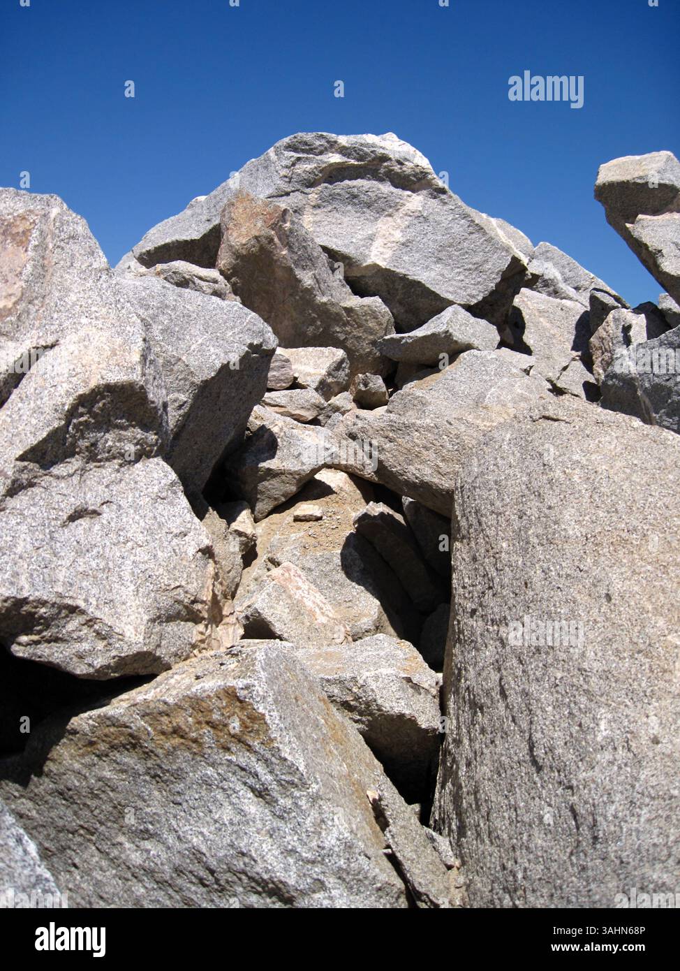 Crushed aggregate base hi-res stock photography and images - Alamy