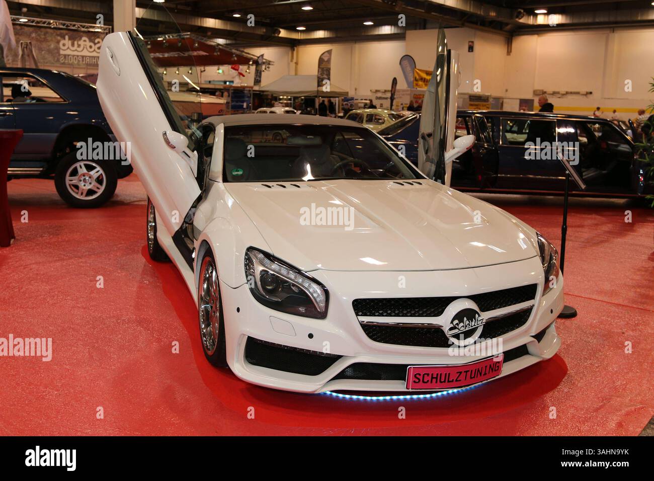 Schulz Tuning Widebody Breitbau auf Basis Mercedes Benz SL R230 ...