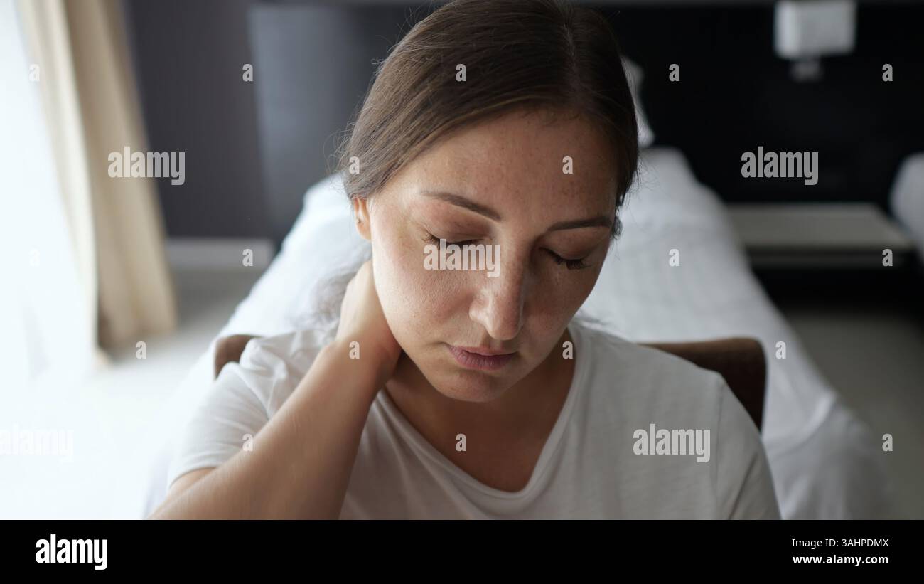 Female remote worker leans hi-res stock photography and images - Alamy