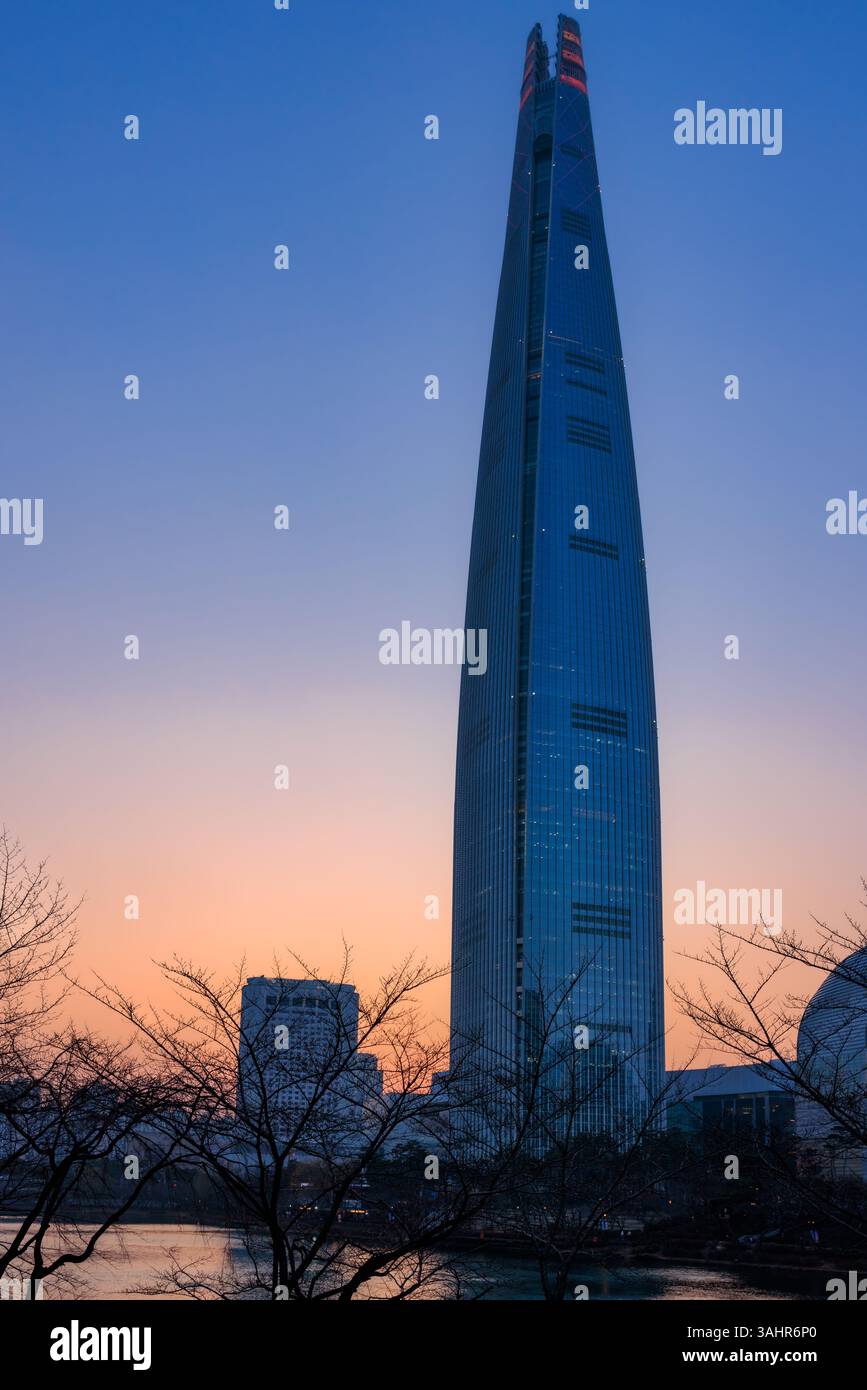 Lotte World Tower, Seoul, Republic of Korea Stock Photo - Alamy
