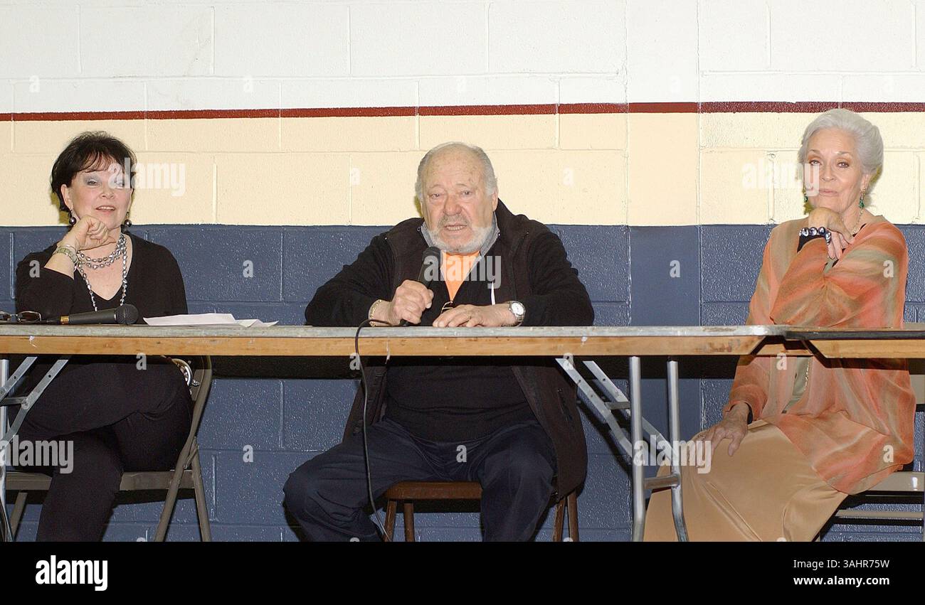 November 18, 2008 - Niles, OH, U.S. - 16 November 2008 - Niles, Ohio ...