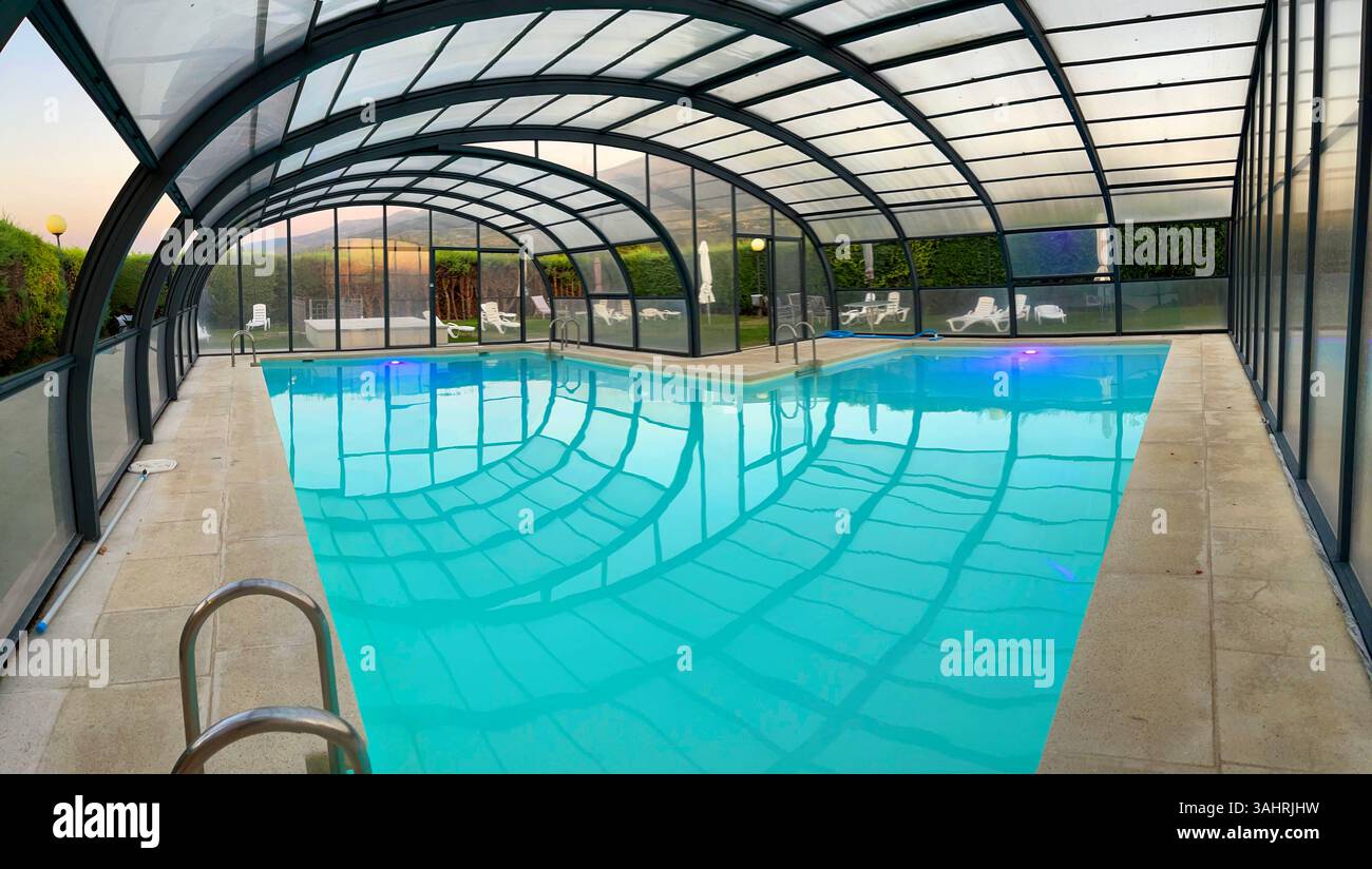 Heated swimming pool. Segovia, Spain Stock Photo - Alamy