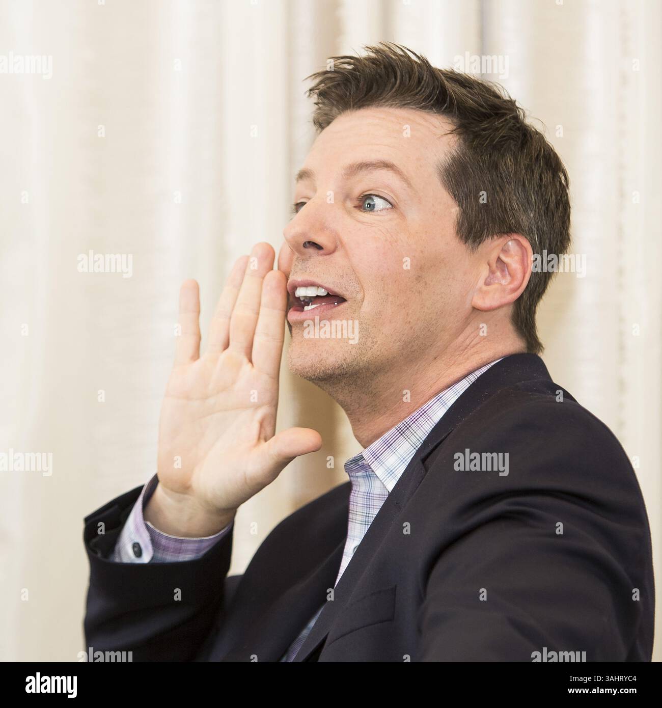 1970 tv studio hi-res stock photography and images - Alamy