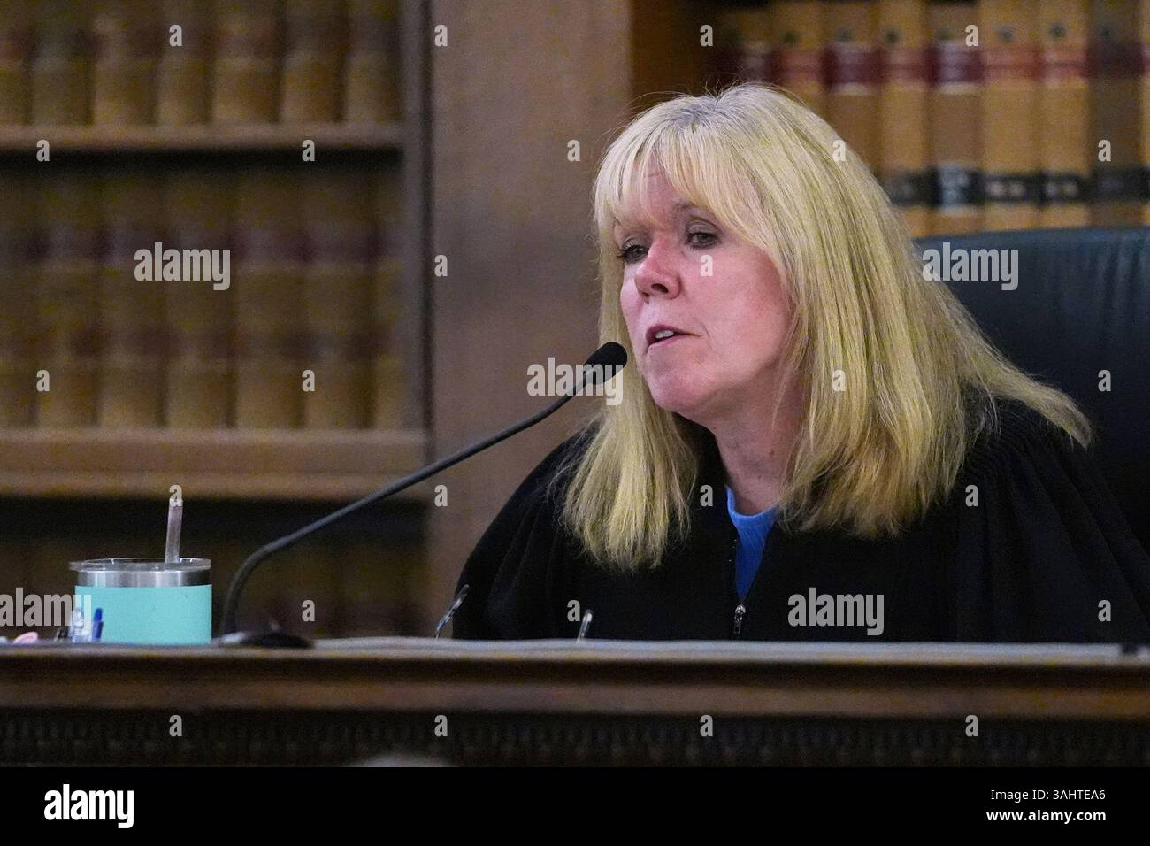 Judge Beverly Cannone addresses prospective jurors during jury ...