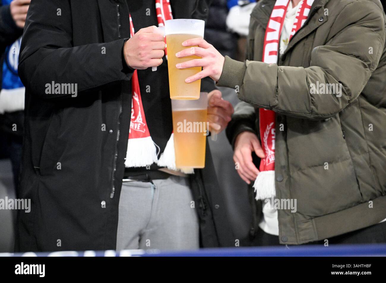 Fussball; Viertelfinale; Round of 8, Quarterfinals, Hinspiel, First Leg ...