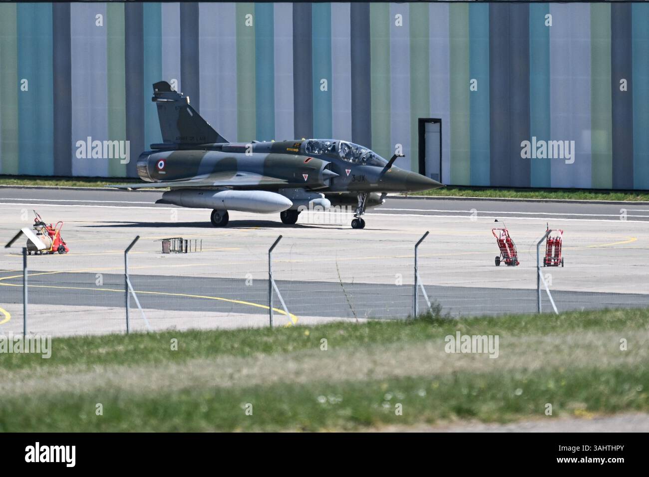 Mirage 2000 D RMV ready to take off on April 9, 2025 at the Air Force ...
