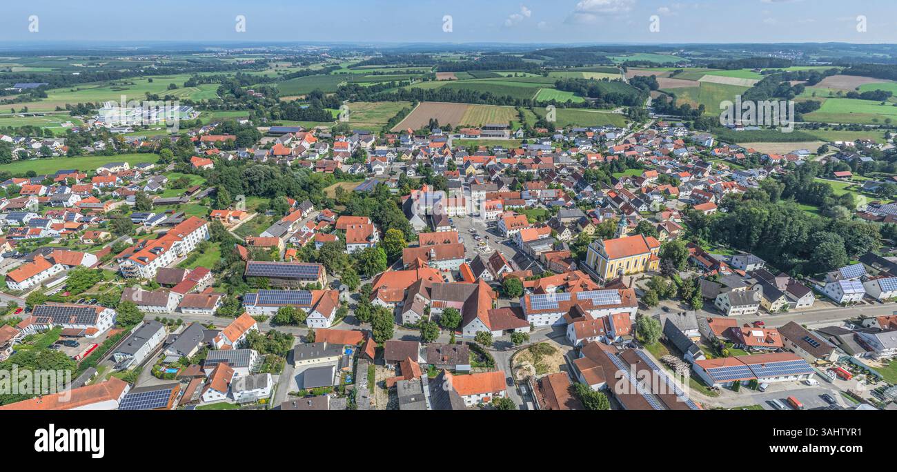Summer view of Siegenburg on the Abens in the Lower Bavarian Hallertau ...