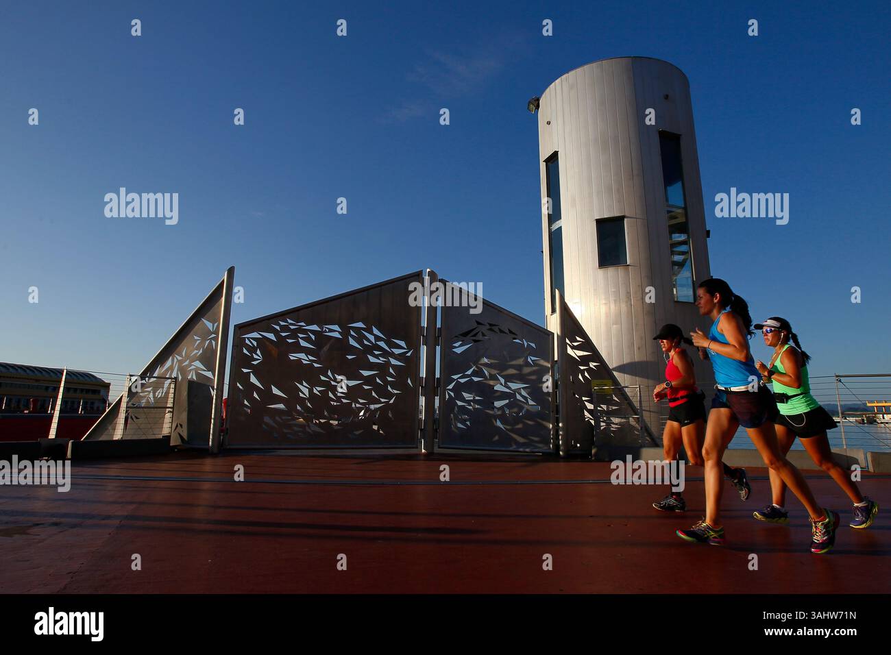 Puerto Rico Island, 04-15-2016.Puerto Ricans run and exercise near San ...