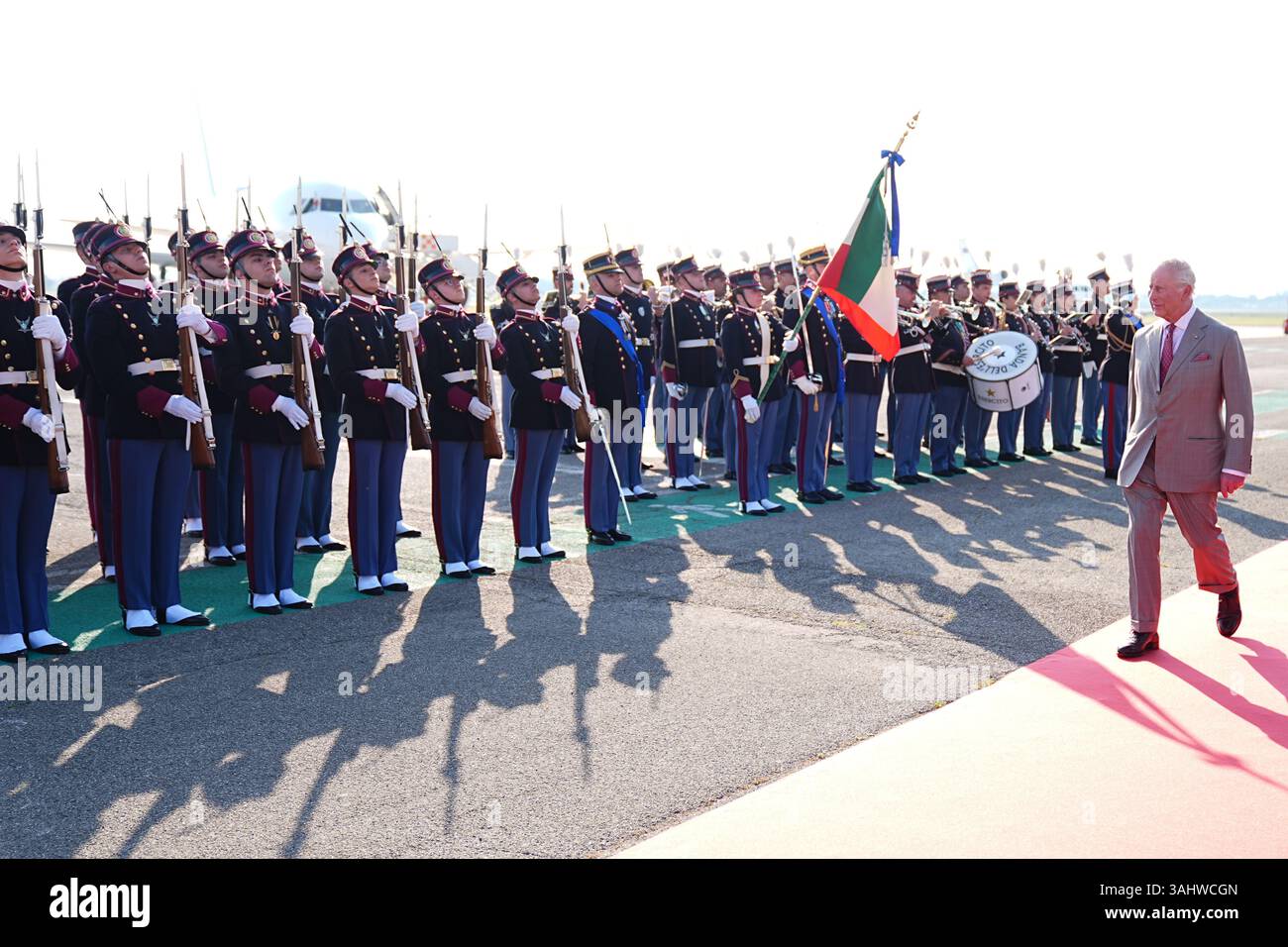 A guard of honour as king charles iii and queen camilla to depart from ...