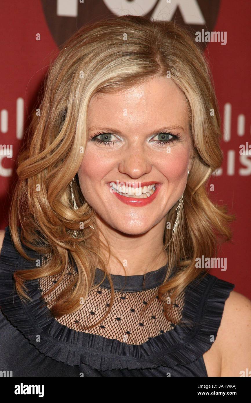 Arden myrin fox hi-res stock photography and images - Alamy
