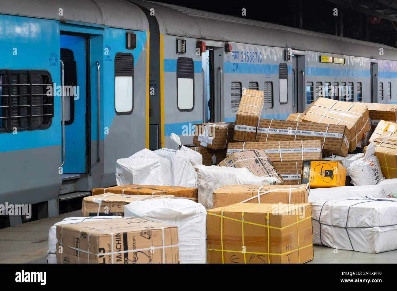Railway station Mumbai, India, parcels on the train platform, parcel ...
