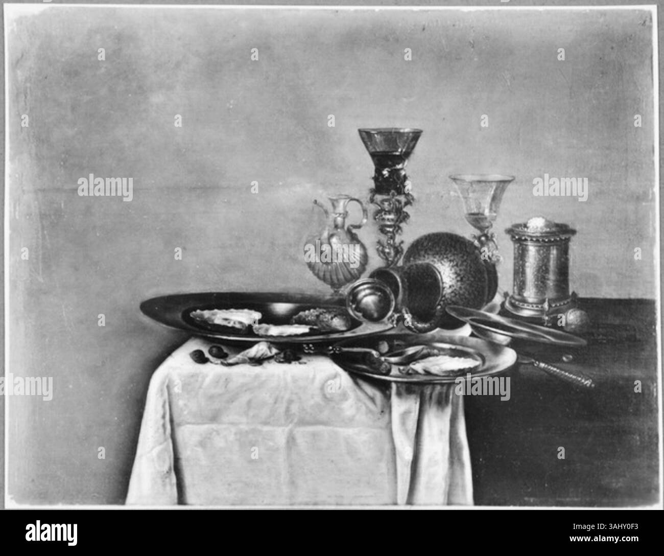 Tin panel Black and White Stock Photos & Images - Alamy