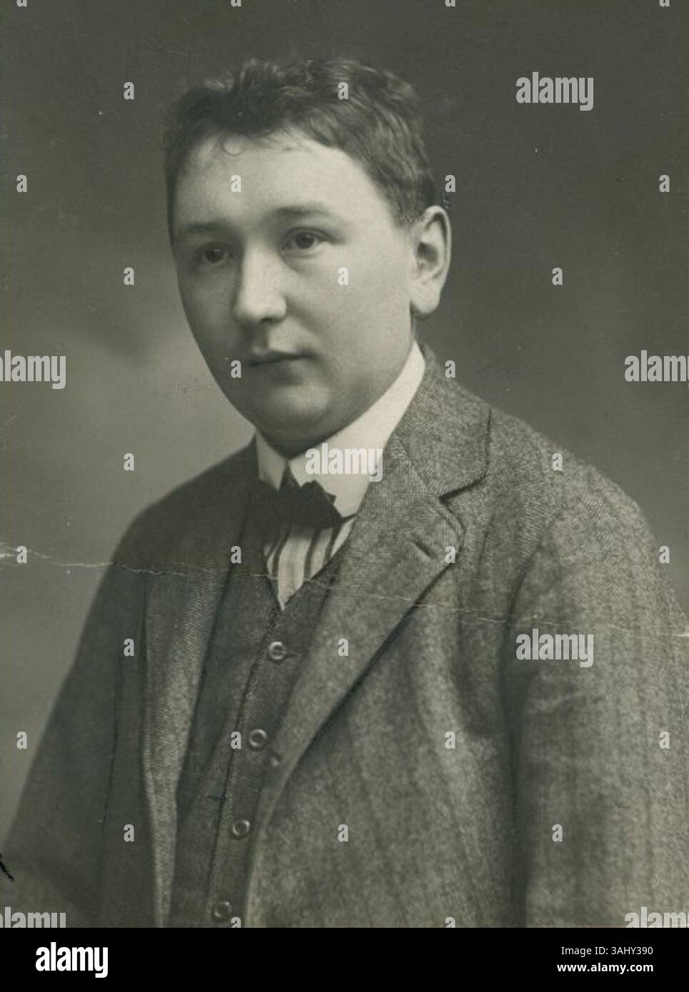 This cropped portrait of Jaroslav Haek, created by Václav Donát between ...