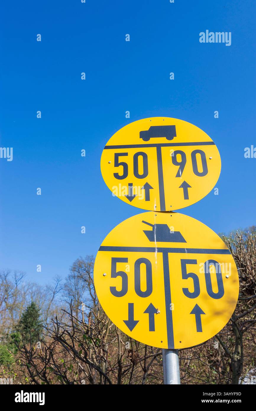 sign of Militärische Lastenklasse Military Load Classification, MLC in ...