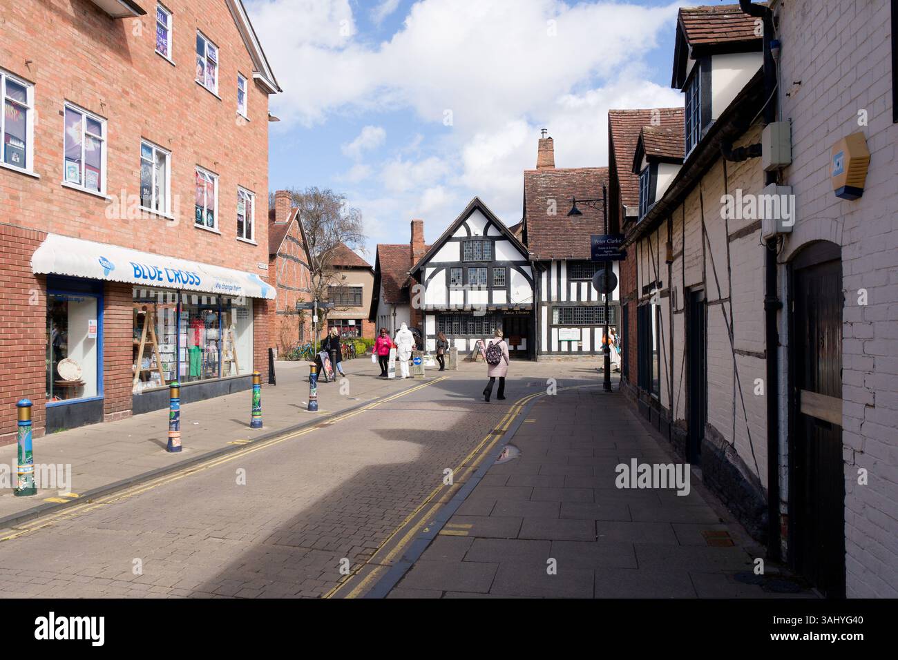 High street scene in Stratford upon Avon Stock Photo - Alamy