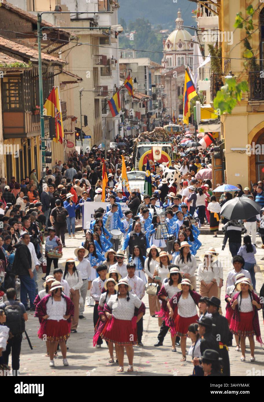 CUENCA STUDENT PARADE FIESTAS DE CUENCA Cuenca,Ecuador April 10, 2025 ...