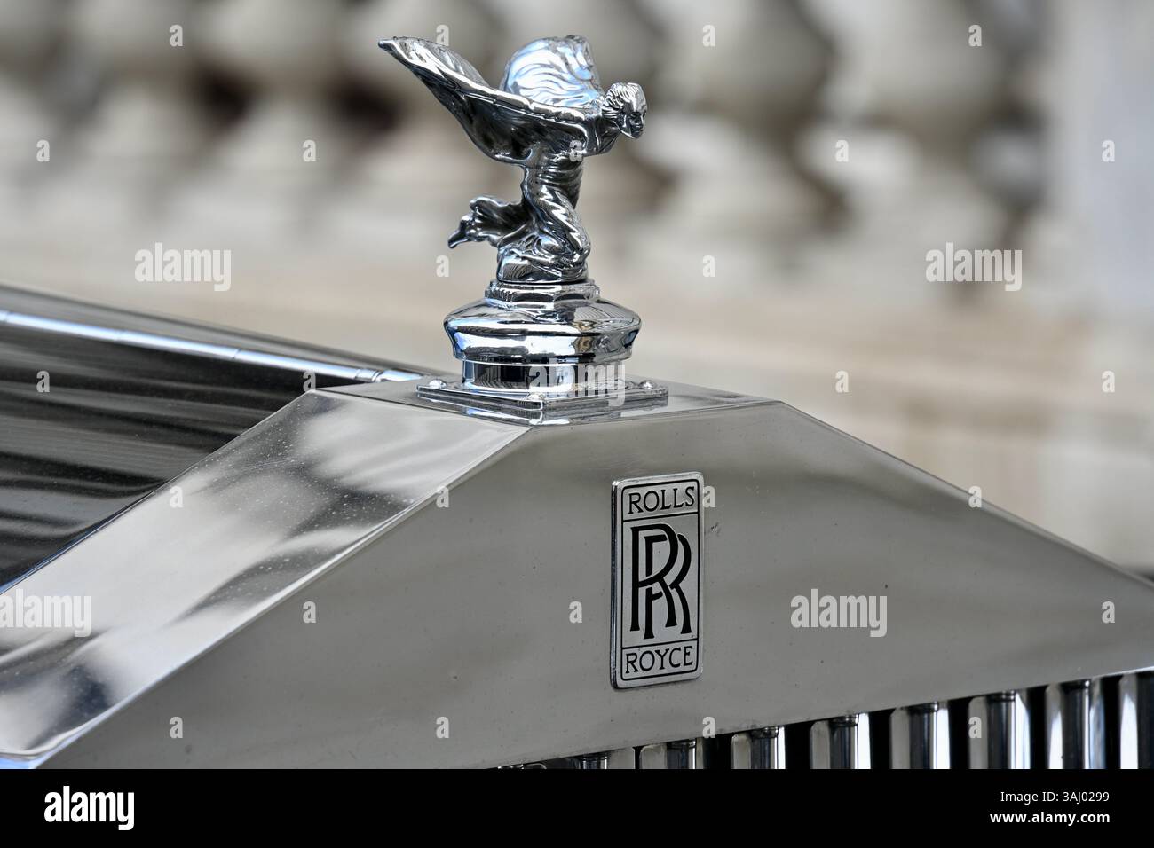 Spirit of Ecstasy bonnet mascot, Rolls Royce, London, UK Stock Photo ...