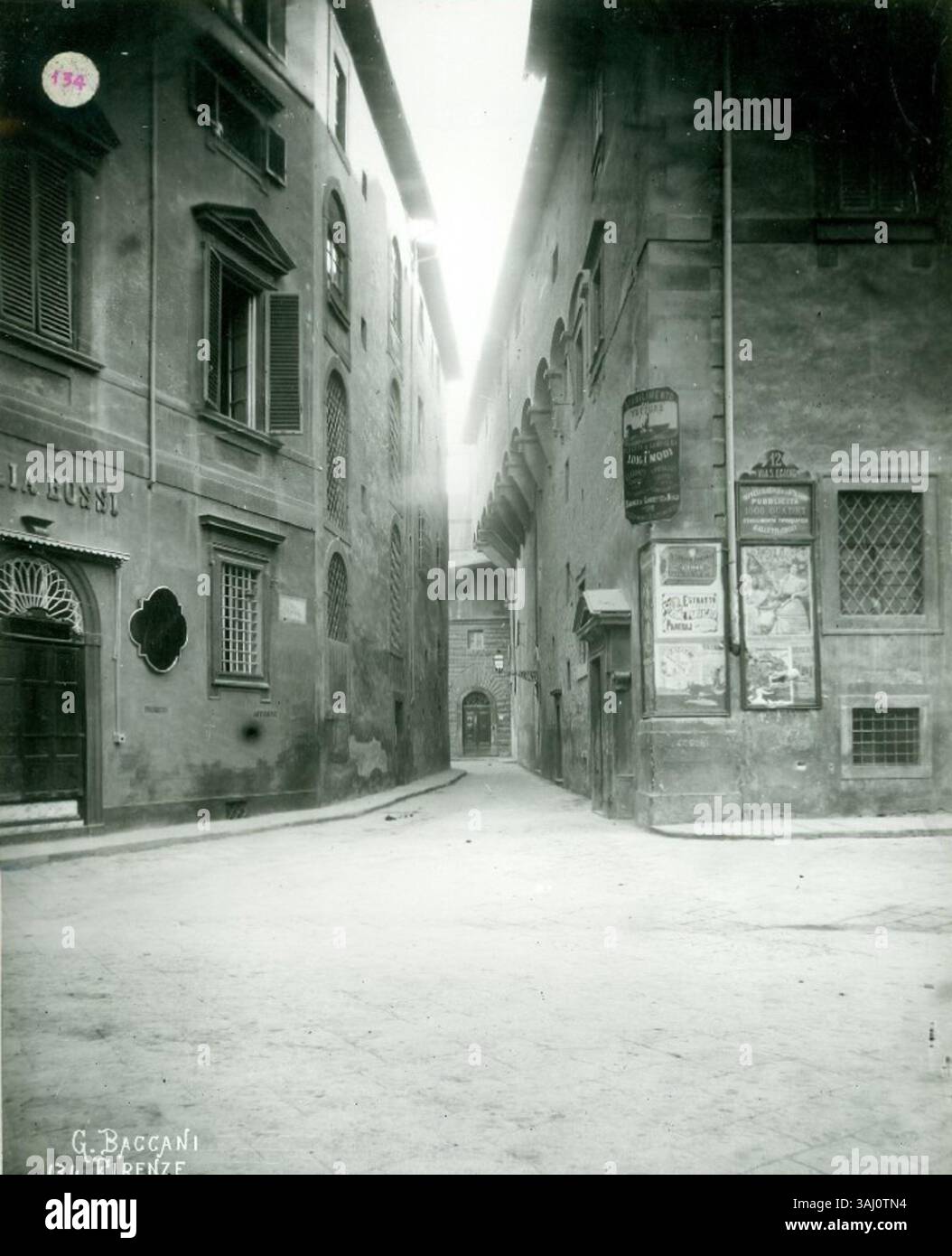 Giuseppe Baccani's 1880s artwork depicting 'Via Teatina' from 'Piazza S ...
