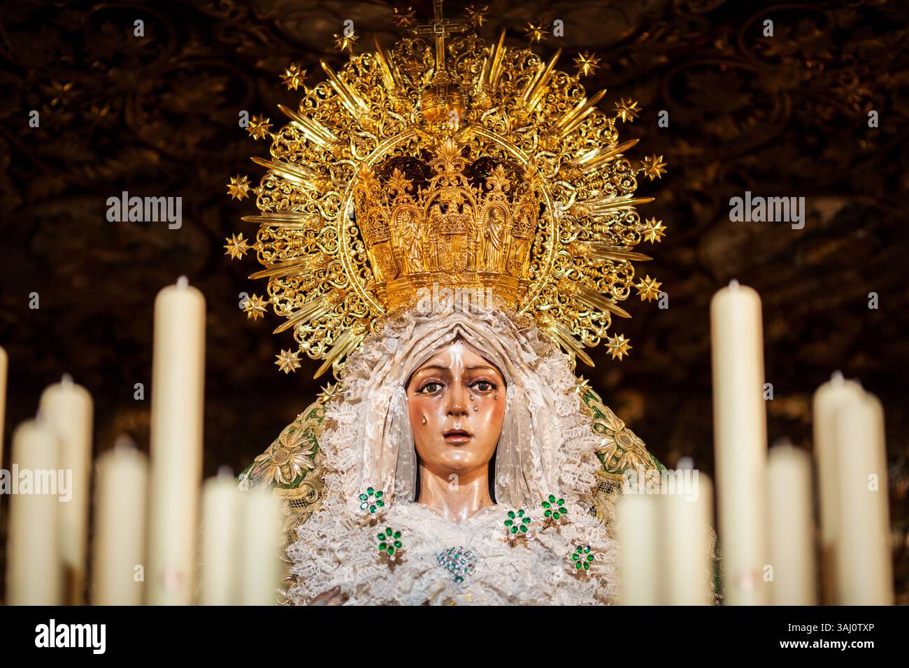 Virgen de la Esperanza Macarena prepares for the solemn Good Friday ...