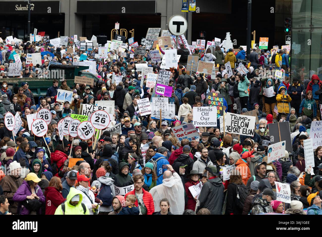 Large Hands Off demonstration against the Trump administration Stock ...