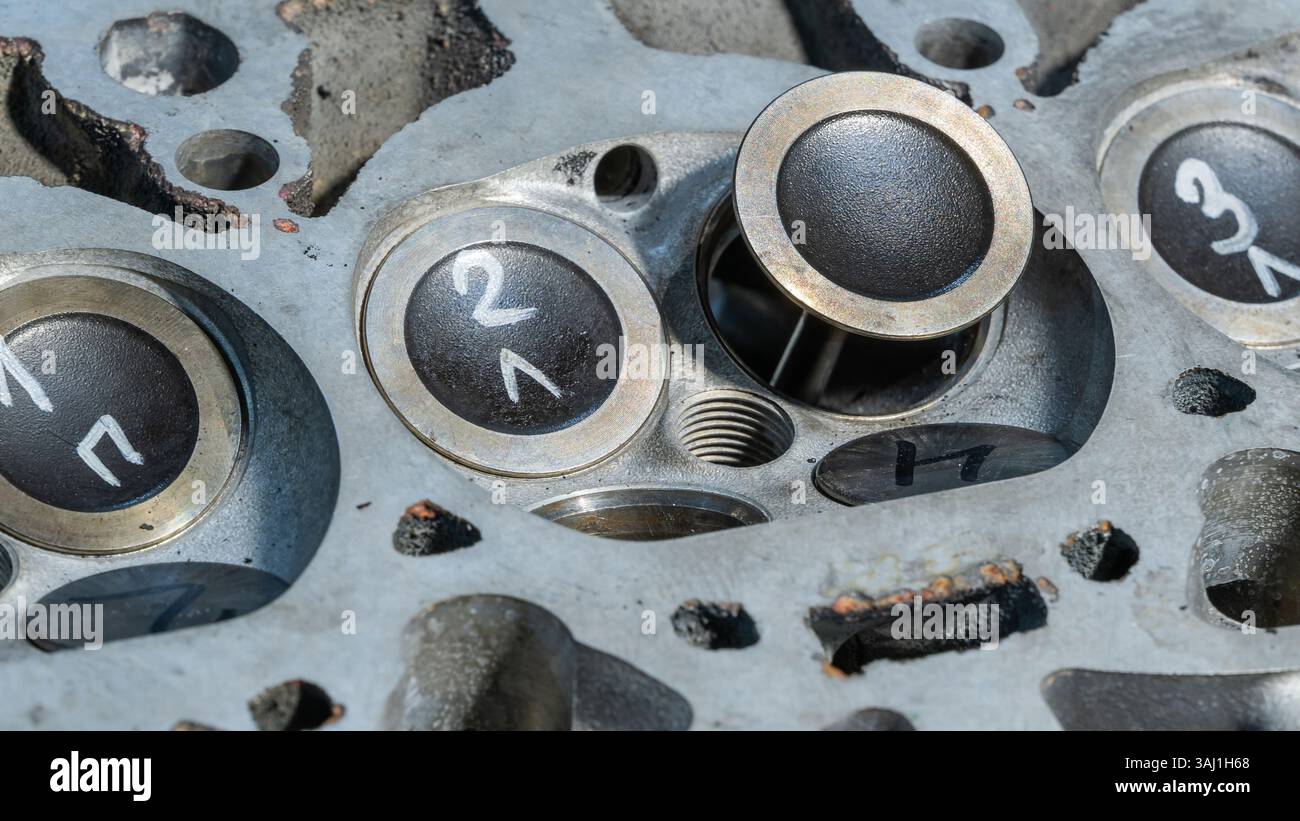 Differential gear mechanism transport hi-res stock photography and ...