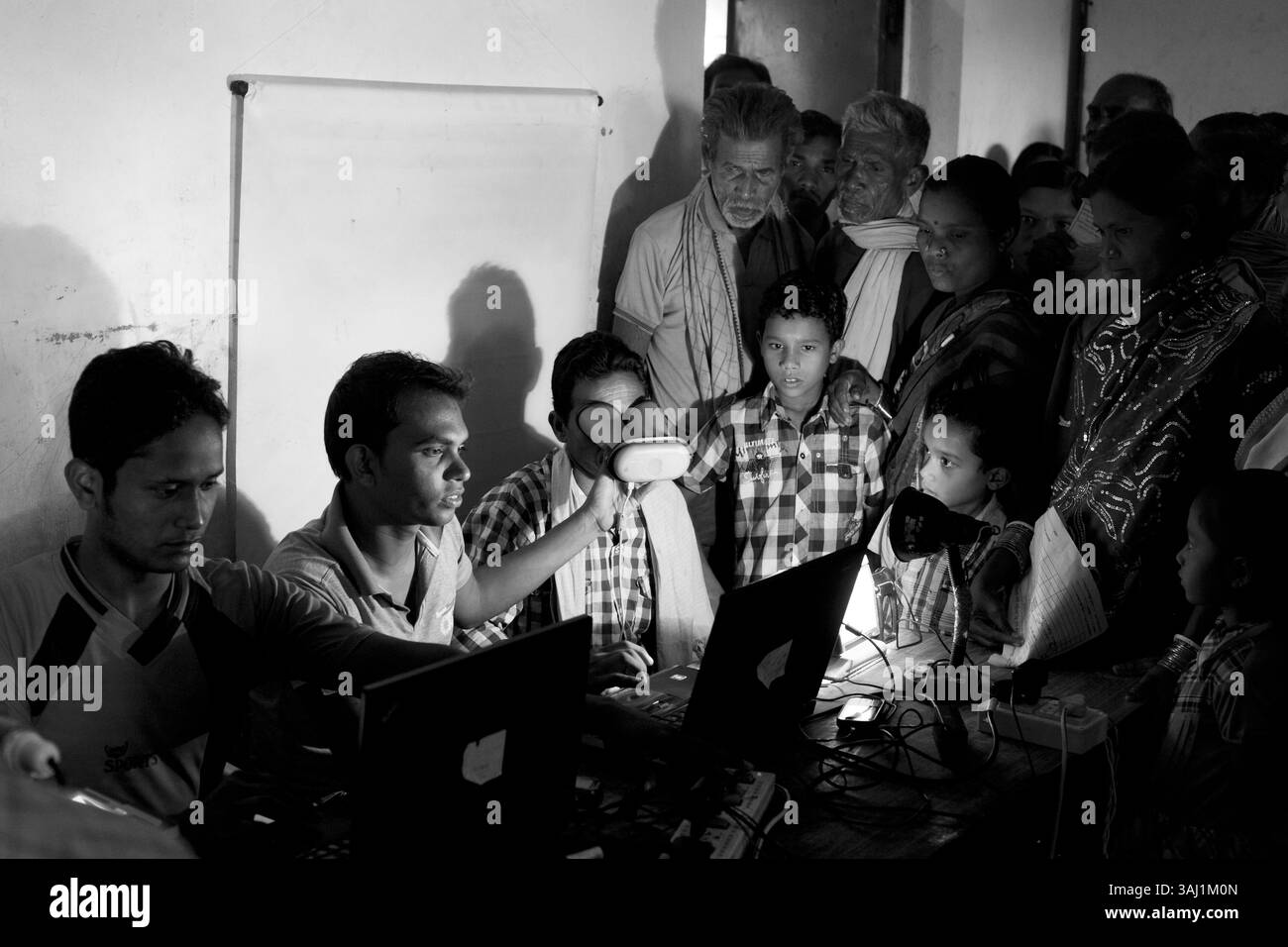 Aadhaar Black and White Stock Photos & Images - Alamy