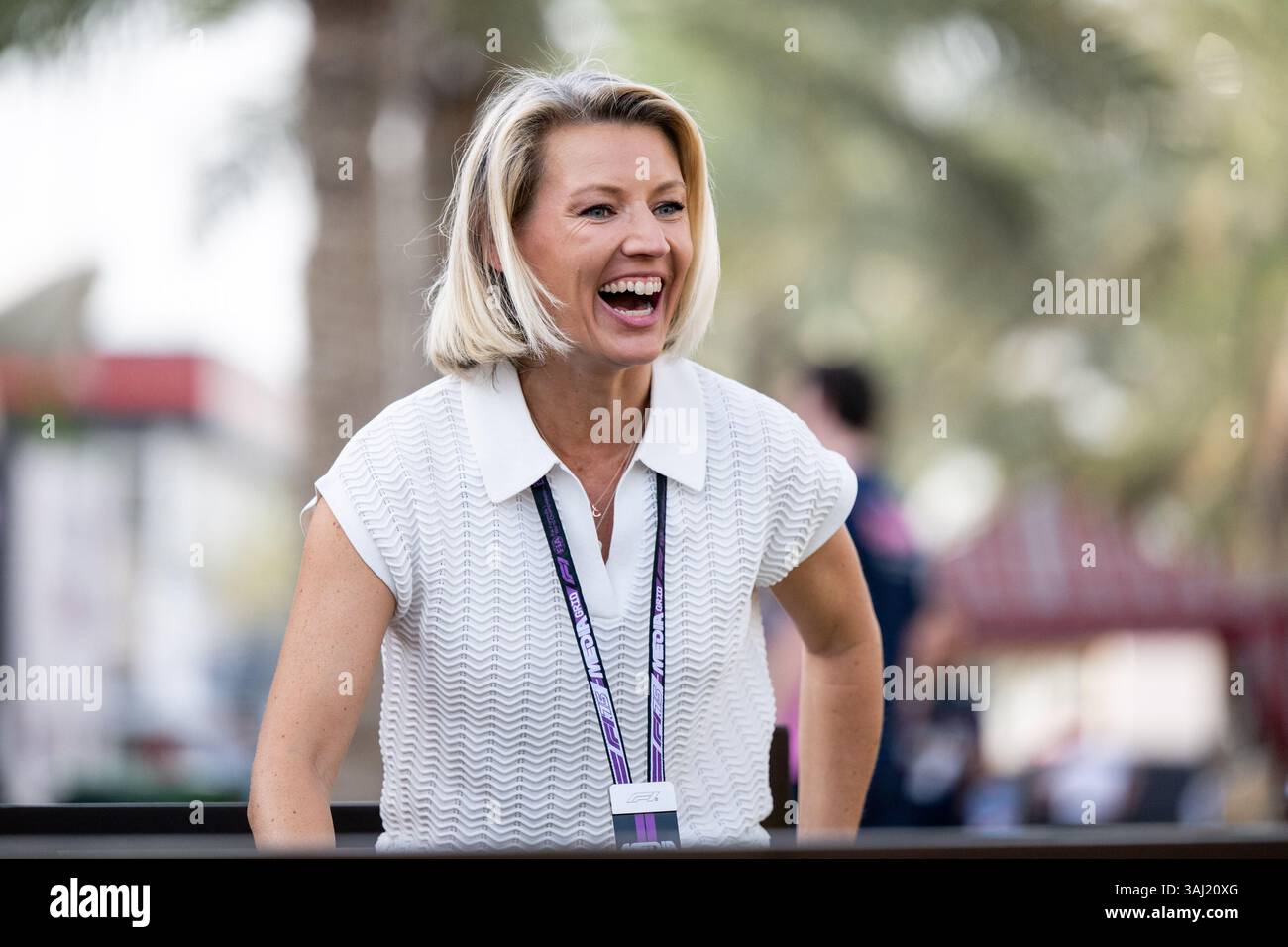 Sandra Baumgartner (Sky F1 TV Moderatorin) lacht, BAH, Formel 1 Weltmeisterschaft, Gulf Air ...