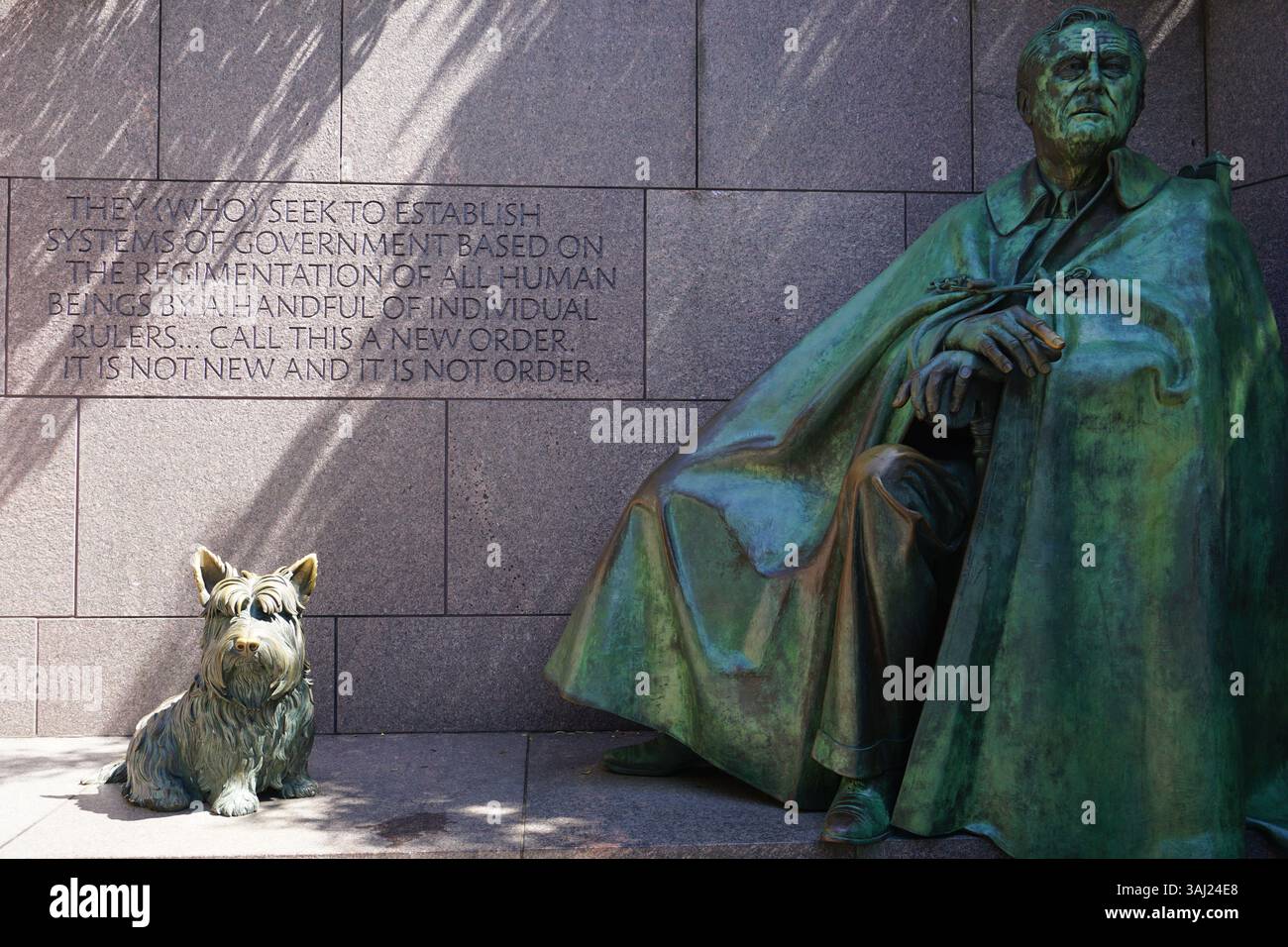 The landmark Franklin Delano Roosevelt Memorial features a bronze ...