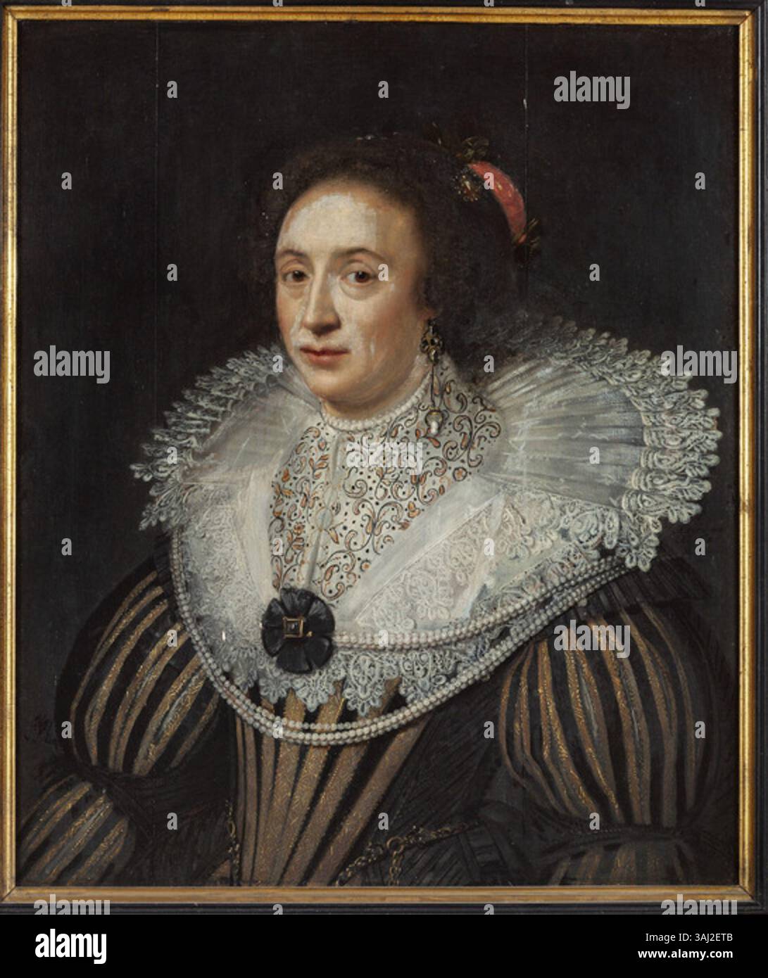 Michiel van Mierevelt's 1627 portrait of Susanna Huysmans (1586-1661 ...