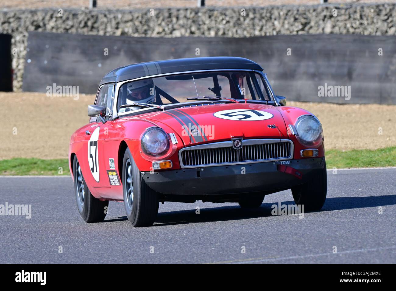 Hugh Lafferty, MG B Roadster, Equipe GTS, a forty minute race for Pre ...