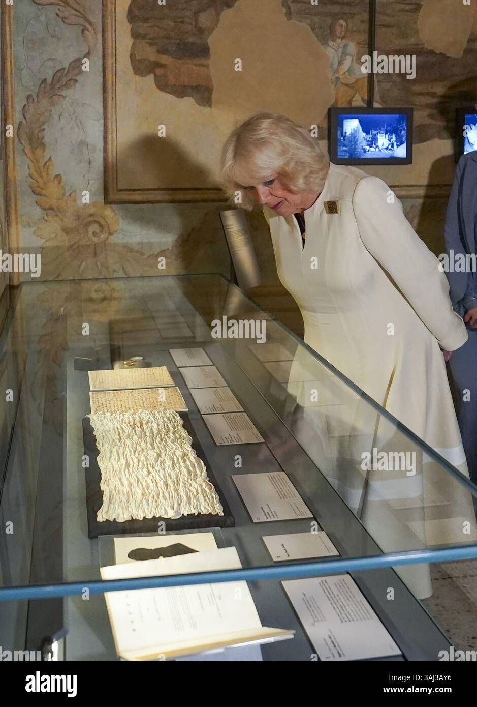 Rome, Italy. 10th Apr, 2025. Britain's Queen Camilla visits the Byron ...