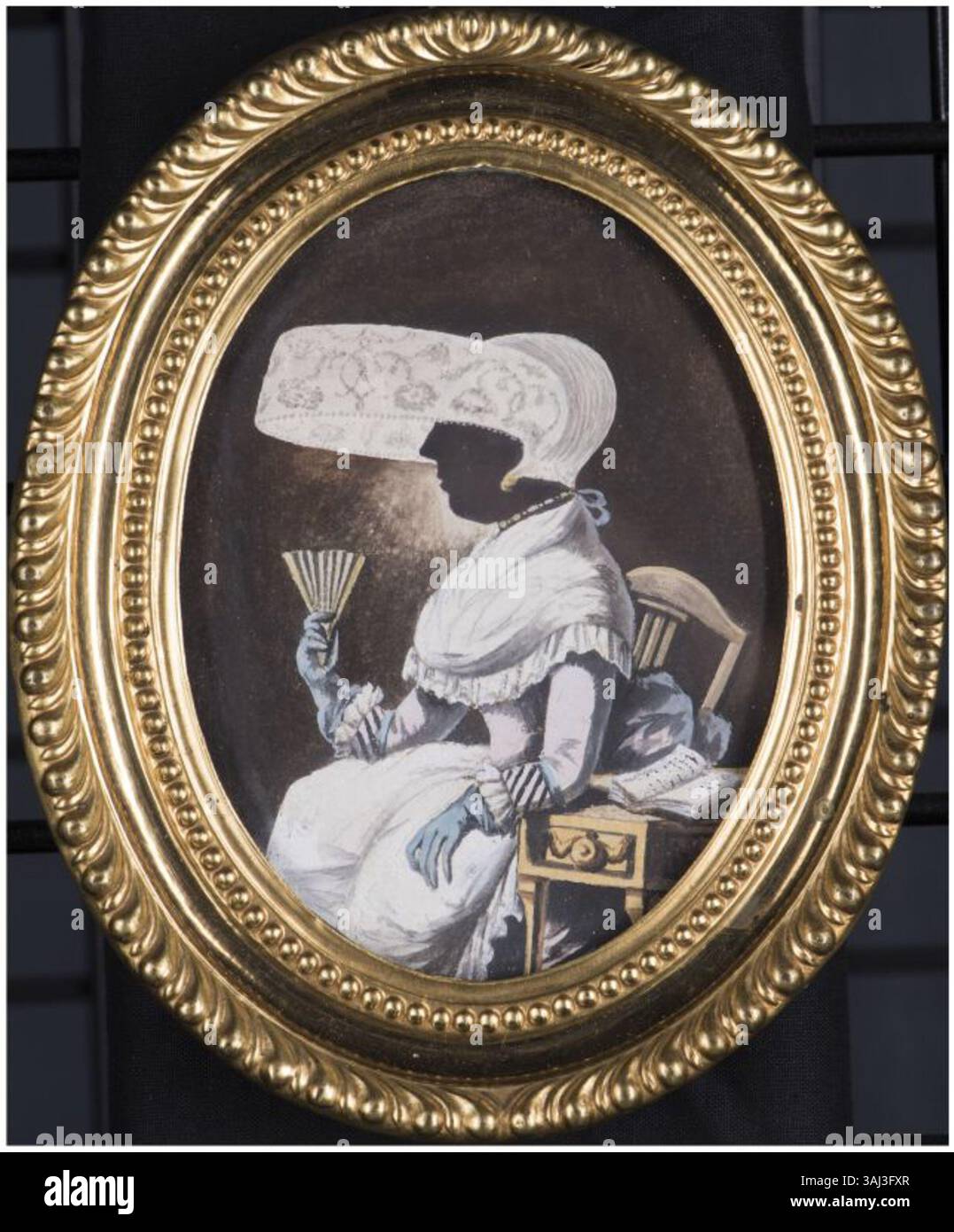 1700s woman in silhouette hi-res stock photography and images - Alamy