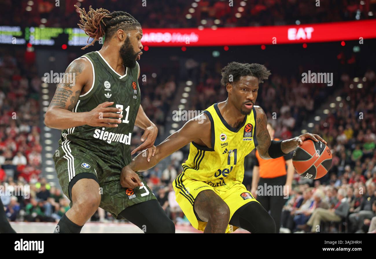 MUNICH, GERMANY - APRIL 10: Turkish Airlines EuroLeague Regular Season ...