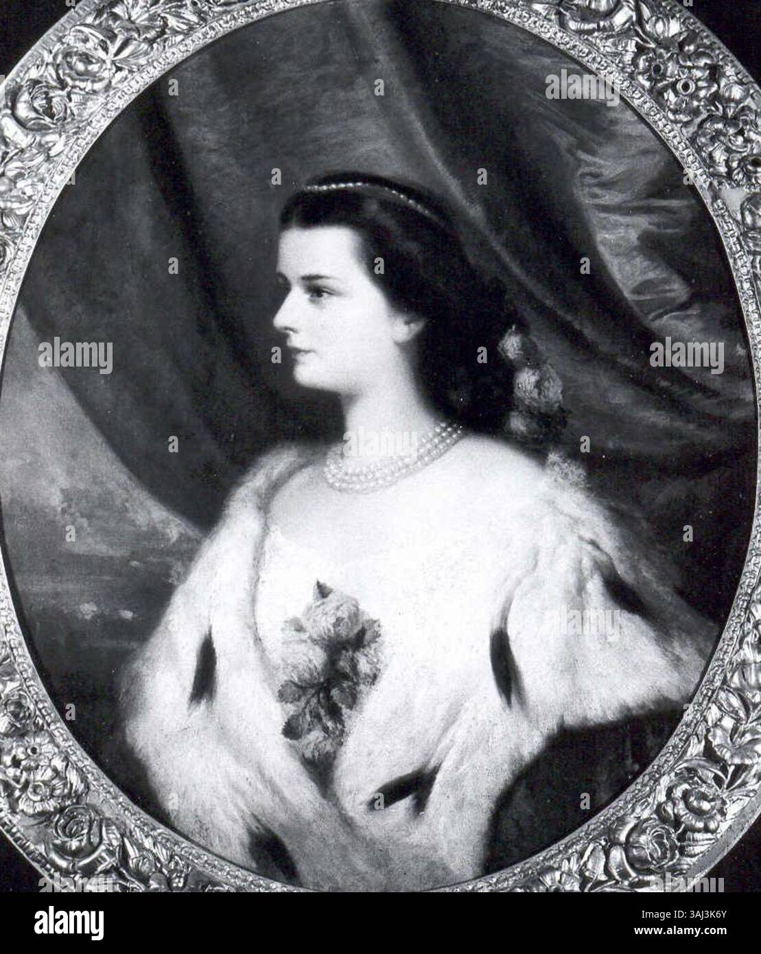 Portrait of Empress Elisabeth of Austria by Otto von Thoren, painted ...
